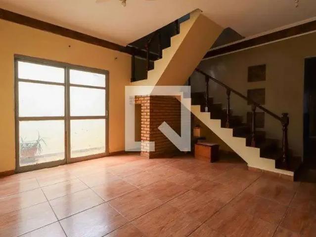 Casa / Sobrado para Locação em Ribeirão Preto/SP Jardim José Sampaio Júnior 5 Quartos