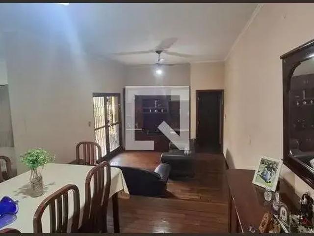 Casa / Sobrado para Locação em Ribeirão Preto/SP Jardim Sumaré 3 Quartos