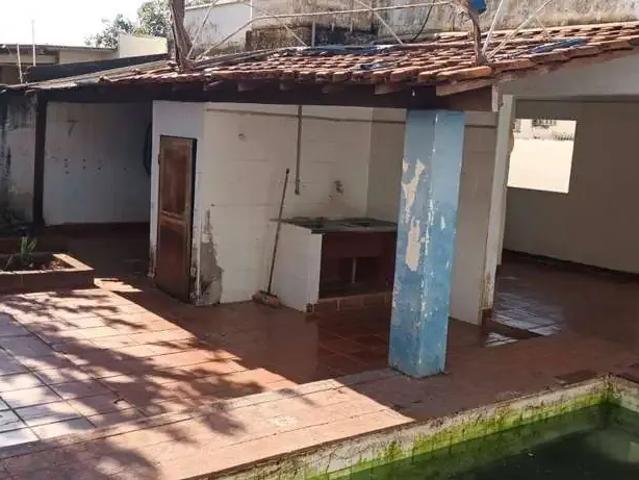Casa / Sobrado para Locação em Ribeirão Preto/SP Jardim Sumaré 8 Quartos