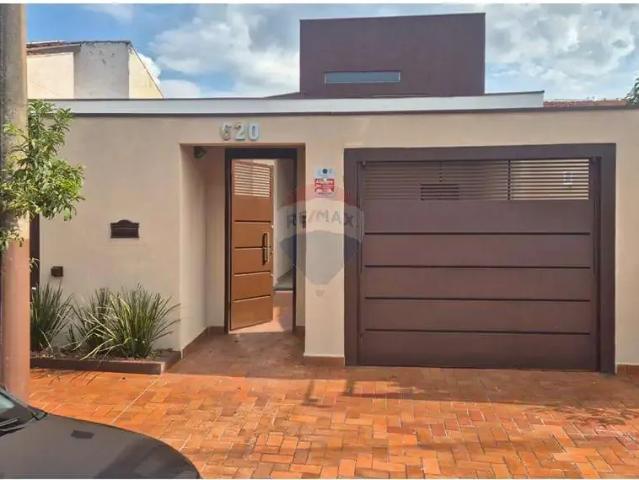 Casa / Sobrado para Locação em Ribeirão Preto/SP Parque Anhangüera 3 Quartos