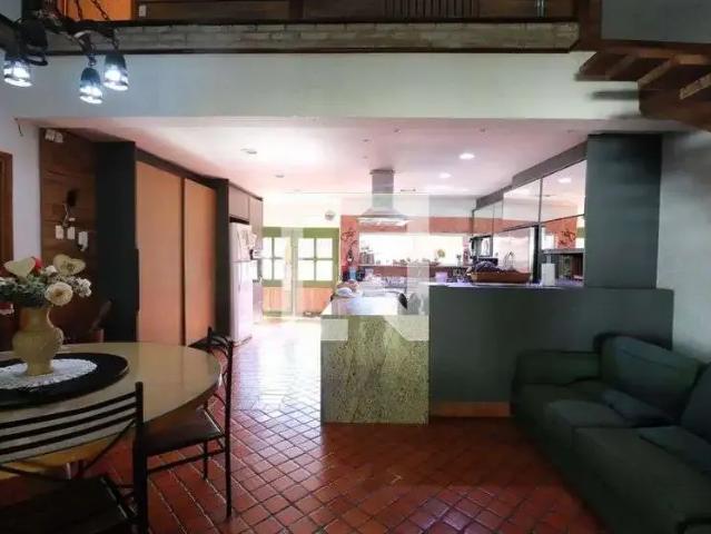 Casa / Sobrado para Locação em Ribeirão Preto/SP Parque dos Lagos 4 Quartos