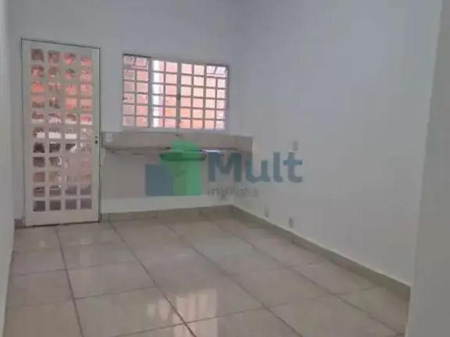 Casa / Sobrado para Locação em Ribeirão Preto/SP Parque dos Pinus 3 Quartos