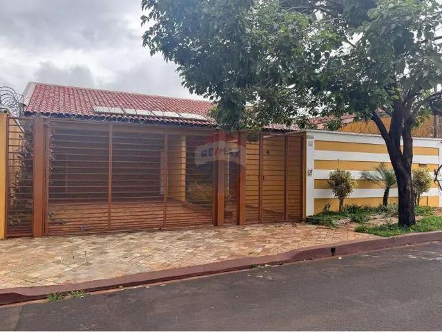 Casa / Sobrado para Locação em Ribeirão Preto/SP Parque Residencial Lagoinha 4 Quartos