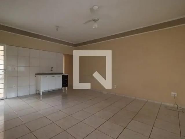 Casa / Sobrado para Locação em Ribeirão Preto/SP Planalto Verde 2 Quartos