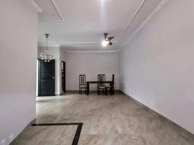 Casa / Sobrado para Locação em Ribeirão Preto/SP Presidente Médici 2 Quartos