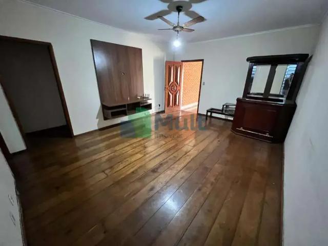 Casa / Sobrado para Locação em Ribeirão Preto/SP Quintino Facci I 5 Quartos