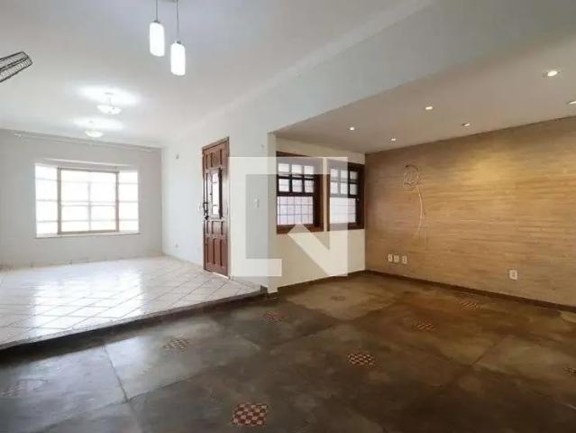 Casa / Sobrado para Locação em Ribeirão Preto/SP Residencial e Comercial Palmares 4 Quartos