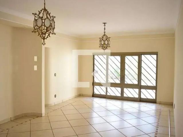 Casa / Sobrado para Locação em Ribeirão Preto/SP Ribeirânia 4 Quartos