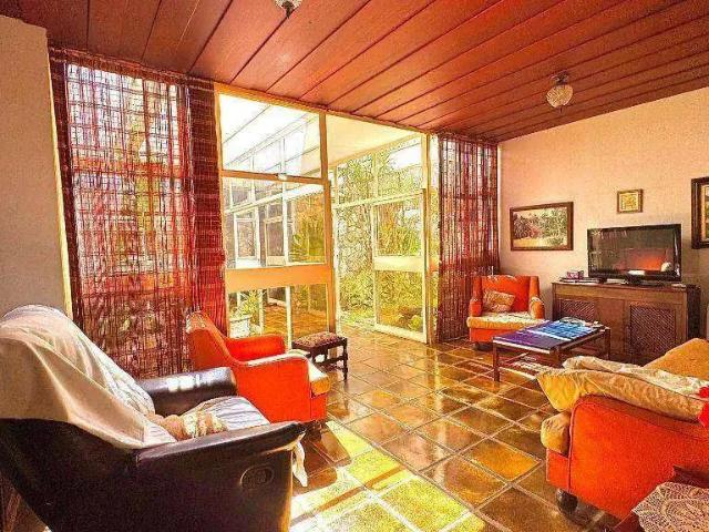 Casa / Sobrado para Locação em Rio Claro/SP Jardim Donângela 5 Quartos