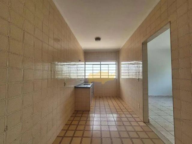 Casa / Sobrado para Locação em Rio Claro/SP Vila Alemã 2 Quartos
