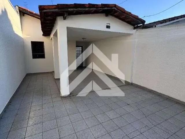 Casa / Sobrado para Locação em Rio Claro/SP Vila Indaiá 2 Quartos