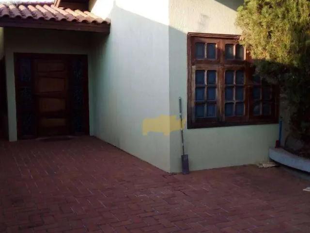 Casa / Sobrado para Locação em Rio Claro/SP Vila Santo Antônio 5 Quartos