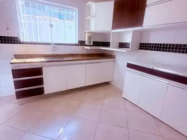 Casa / Sobrado para Locação em Rio das Ostras/RJ Village Rio das Ostras 2 Quartos