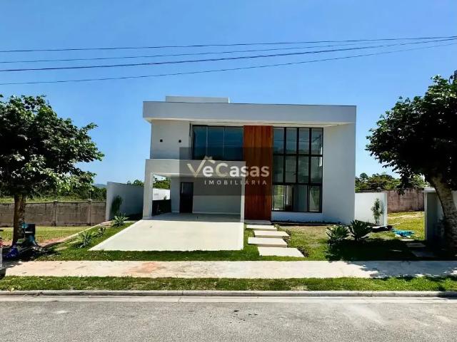 Casa / Sobrado para Locação em Rio das Ostras/RJ Alphaville 3 Quartos