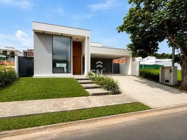Casa / Sobrado para Locação em Rio das Ostras/RJ Alphaville 3 Quartos