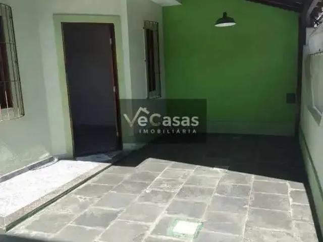Casa / Sobrado para Locação em Rio das Ostras/RJ Balneário Remanso 3 Quartos