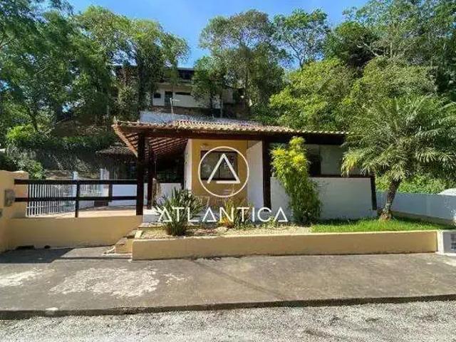 Casa / Sobrado para Locação em Rio das Ostras/RJ Bosque Beira Rio 3 Quartos