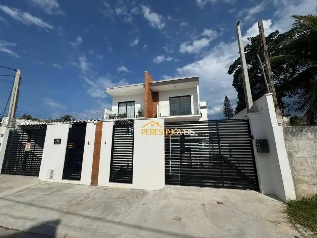 Casa / Sobrado para Locação em Rio das Ostras/RJ Costazul 4 Quartos