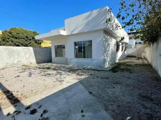 Casa / Sobrado para Locação em Rio das Ostras/RJ Floresta das Gaivotas 3 Quartos
