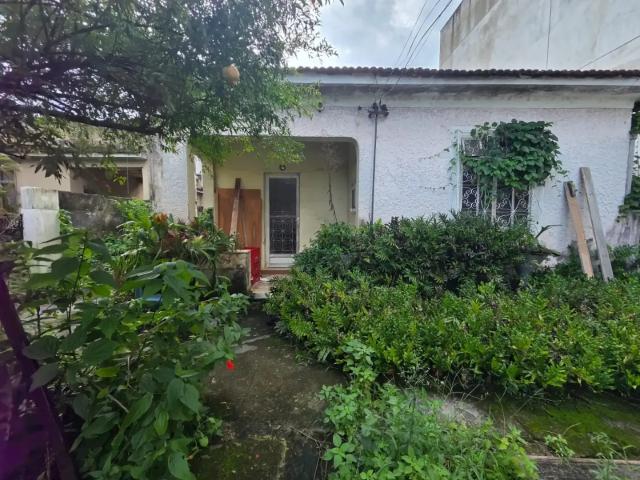 Casa / Sobrado para Locação em Rio de Janeiro/RJ Tanque 1 Quartos