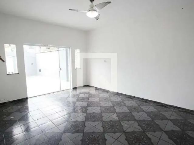Casa / Sobrado para Locação em Rio de Janeiro/RJ Taquara 1 Quartos