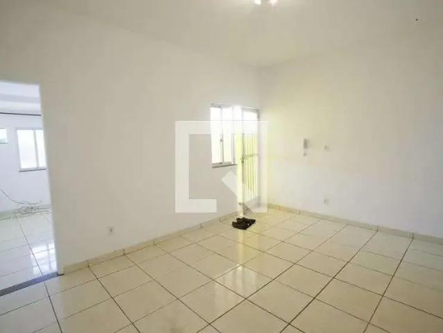 Casa / Sobrado para Locação em Rio de Janeiro/RJ Taquara 1 Quartos