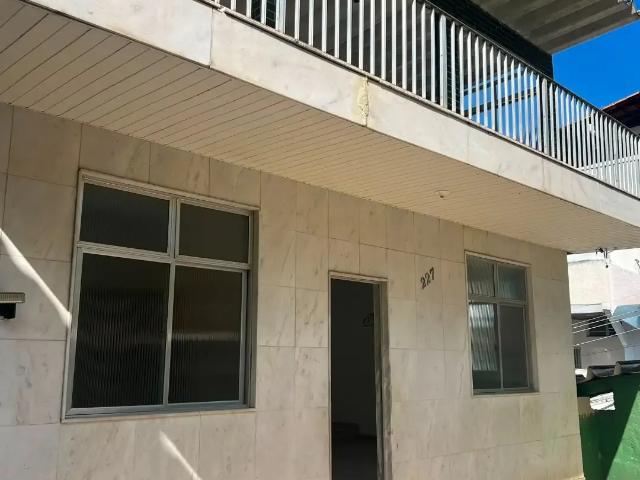 Casa / Sobrado para Locação em Rio de Janeiro/RJ Taquara 2 Quartos