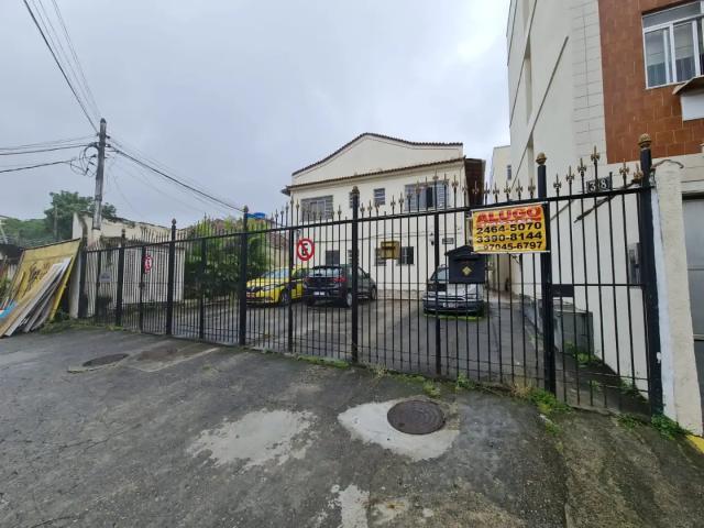Casa / Sobrado para Locação em Rio de Janeiro/RJ Taquara 2 Quartos