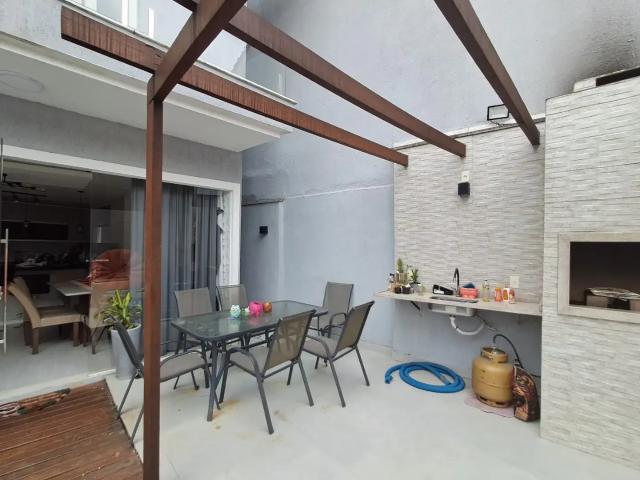Casa / Sobrado para Locação em Rio de Janeiro/RJ Vargem Grande 5 Quartos