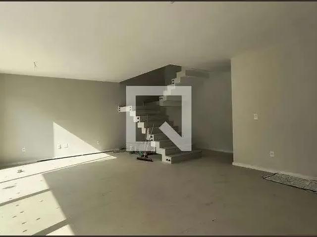Casa / Sobrado para Locação em Rio de Janeiro/RJ Vargem Pequena 4 Quartos