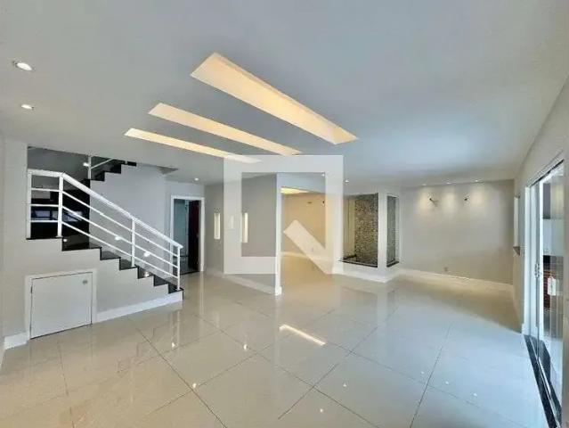 Casa / Sobrado para Locação em Rio de Janeiro/RJ Vargem Pequena 5 Quartos