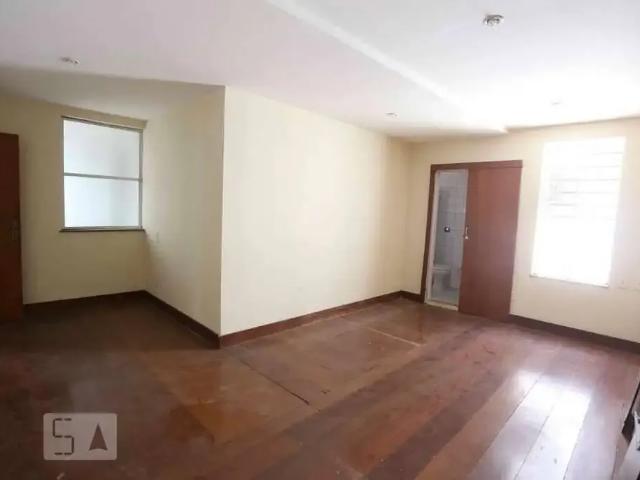 Casa / Sobrado para Locação em Rio de Janeiro/RJ Vila Isabel 4 Quartos
