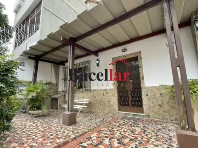 Casa / Sobrado para Locação em Rio de Janeiro/RJ Vila Isabel 5 Quartos