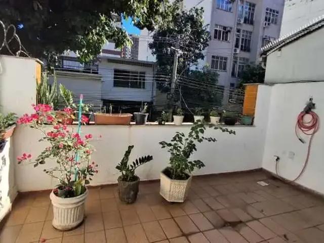 Casa / Sobrado para Locação em Rio de Janeiro/RJ Vila Isabel 3 Quartos