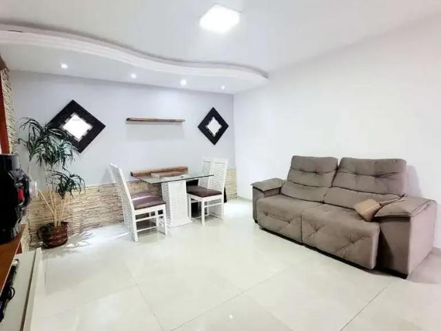 Casa / Sobrado para Locação em Rio de Janeiro/RJ Vila Valqueire 2 Quartos