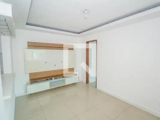 Casa / Sobrado para Locação em Rio de Janeiro/RJ Vila Valqueire 2 Quartos