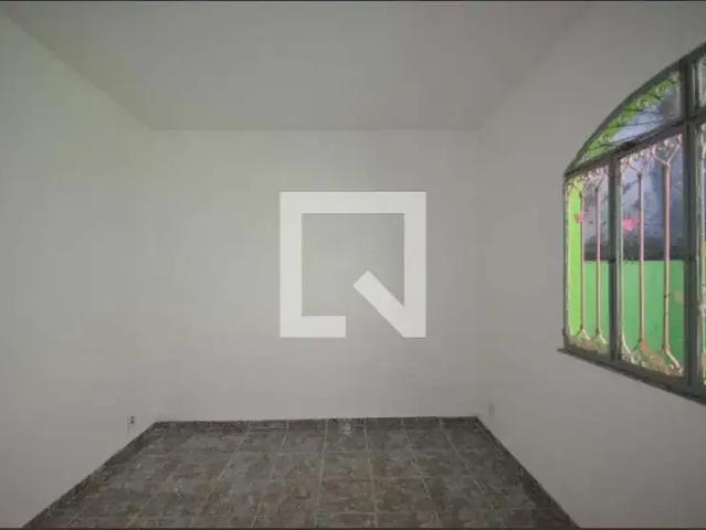 Casa / Sobrado para Locação em Rio de Janeiro/RJ Vila Valqueire 2 Quartos