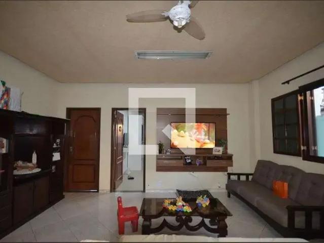Casa / Sobrado para Locação em Rio de Janeiro/RJ Vila Valqueire 3 Quartos
