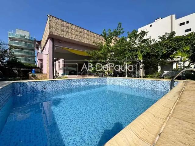 Casa / Sobrado para Locação em Rio de Janeiro/RJ Vila Valqueire 3 Quartos