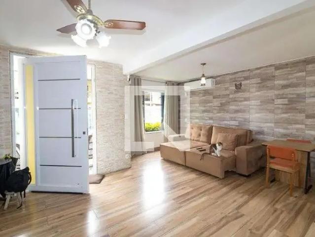 Casa / Sobrado para Locação em Rio de Janeiro/RJ Bangu 4 Quartos