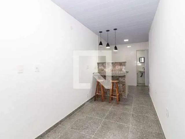 Casa / Sobrado para Locação em Rio de Janeiro/RJ Bangu 2 Quartos