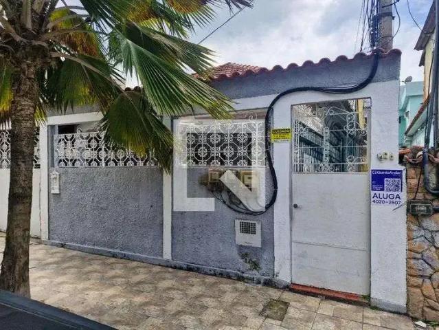 Casa / Sobrado para Locação em Rio de Janeiro/RJ Bangu 2 Quartos