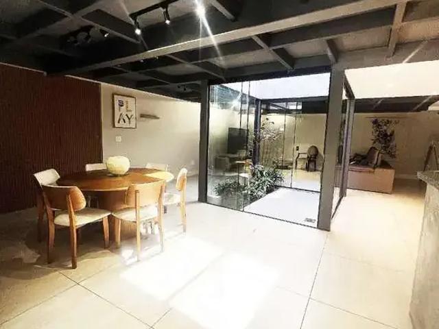 Casa / Sobrado para Locação em Rio de Janeiro/RJ Barra da Tijuca 3 Quartos
