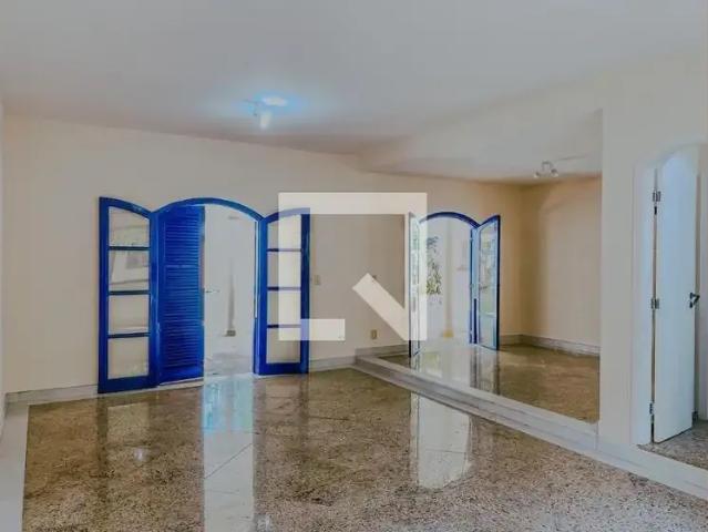 Casa / Sobrado para Locação em Rio de Janeiro/RJ Barra da Tijuca 4 Quartos