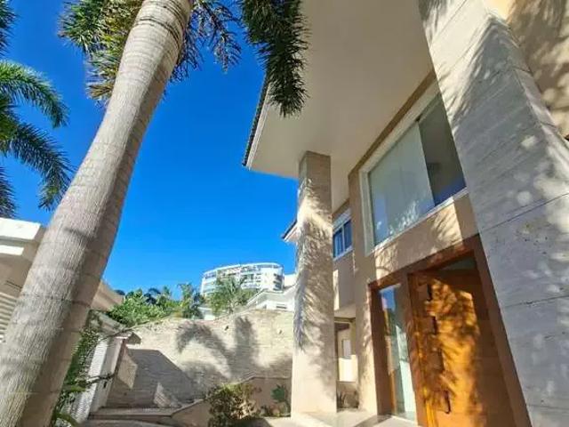 Casa / Sobrado para Locação em Rio de Janeiro/RJ Barra da Tijuca 5 Quartos