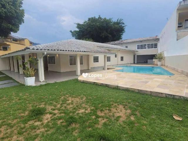 Casa / Sobrado para Locação em Rio de Janeiro/RJ Barra da Tijuca 5 Quartos