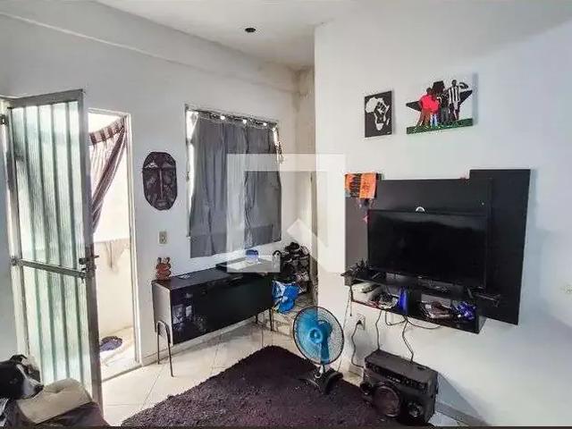 Casa / Sobrado para Locação em Rio de Janeiro/RJ Bonsucesso 2 Quartos