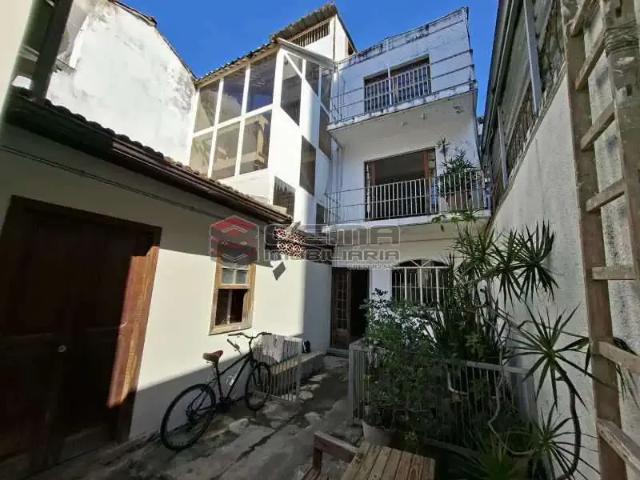 Casa / Sobrado para Locação em Rio de Janeiro/RJ Botafogo 2 Quartos