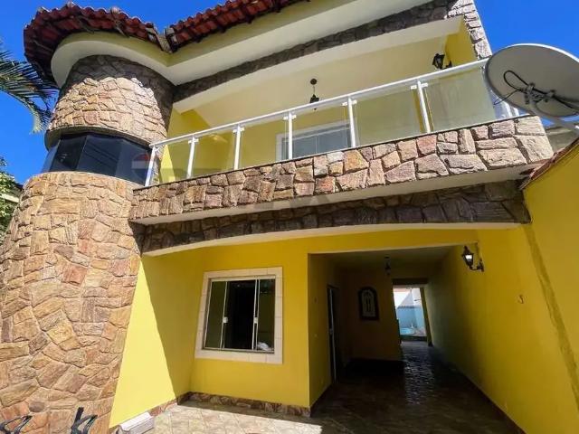 Casa / Sobrado para Locação em Rio de Janeiro/RJ Campo Grande 3 Quartos