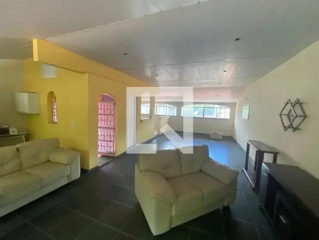 Casa / Sobrado para Locação em Rio de Janeiro/RJ Campo Grande 3 Quartos